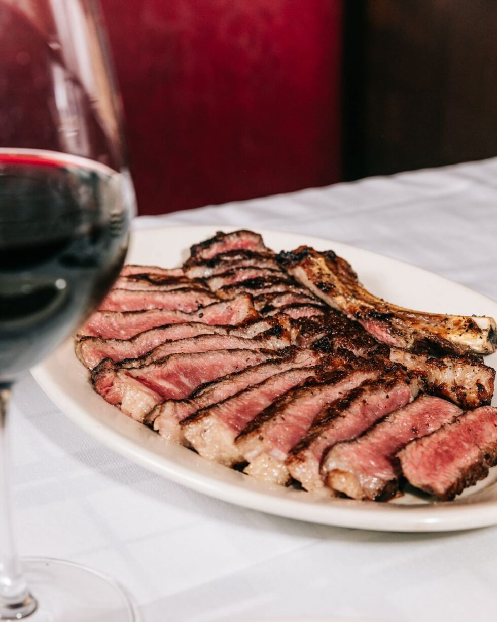 Gibsons Oak Brook Location Hours Reservations Menus Gibsons Bar
